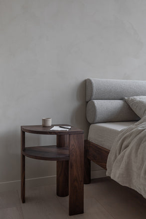 Crescent Walnut – Selé